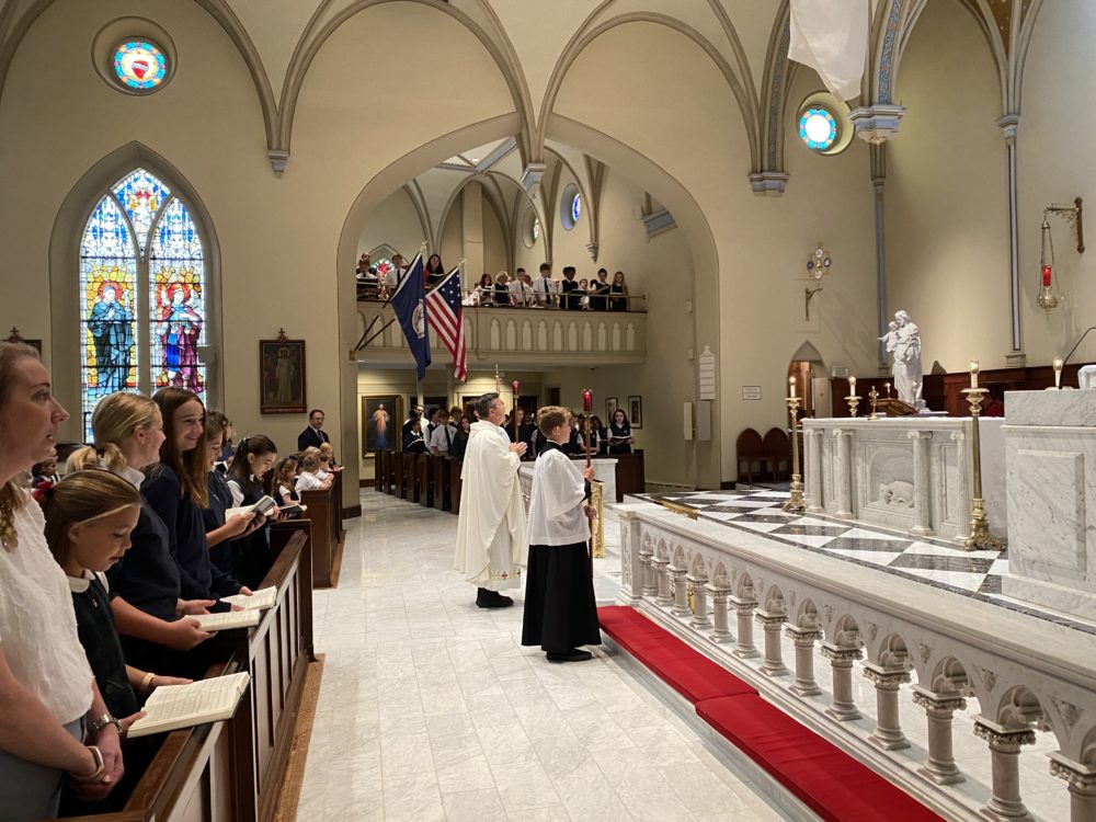 Basilica School Students Attend Mass at the Basilica during the Feast ...
