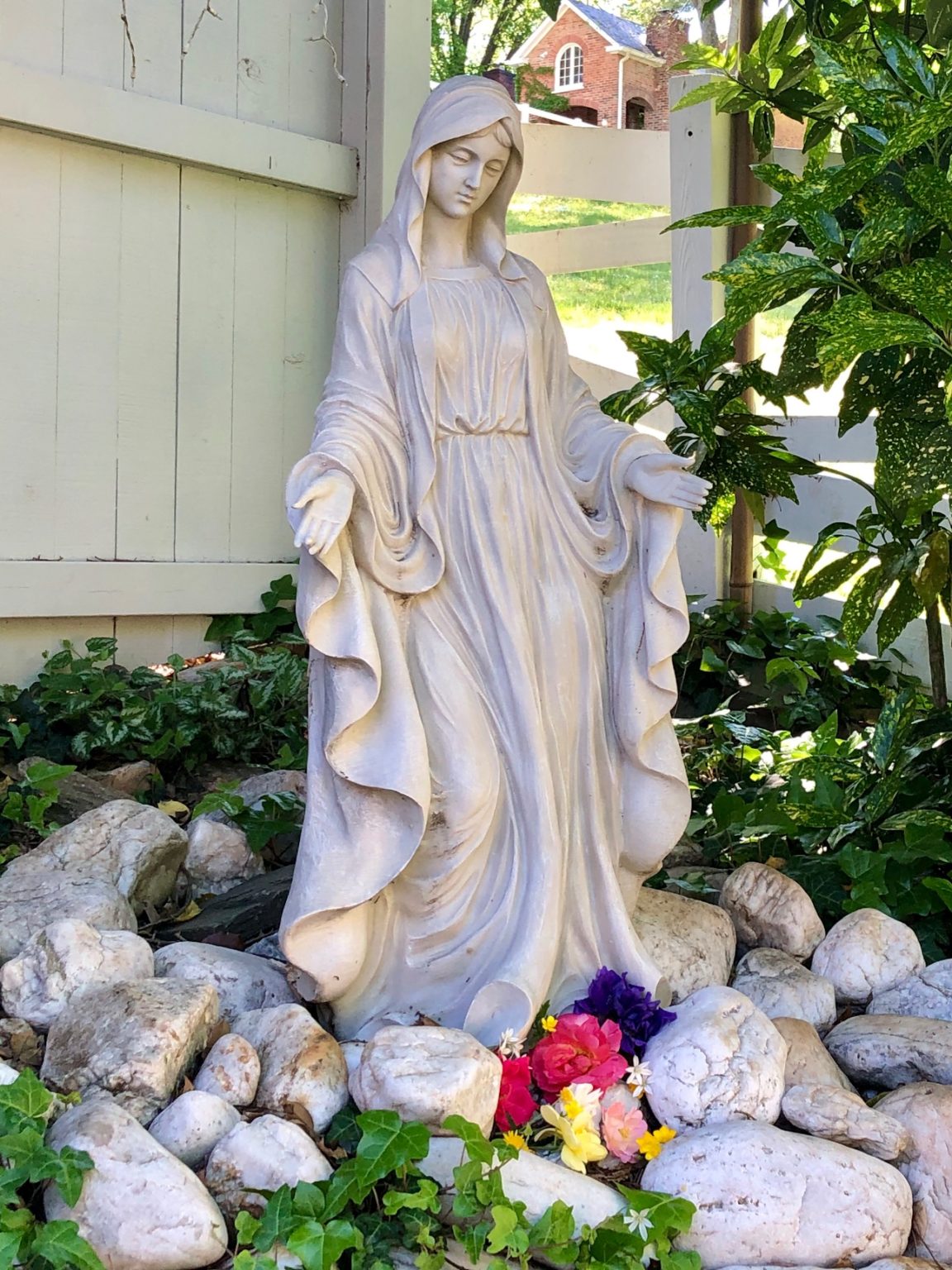 May Altar Challenge - The Basilica of Saint Mary