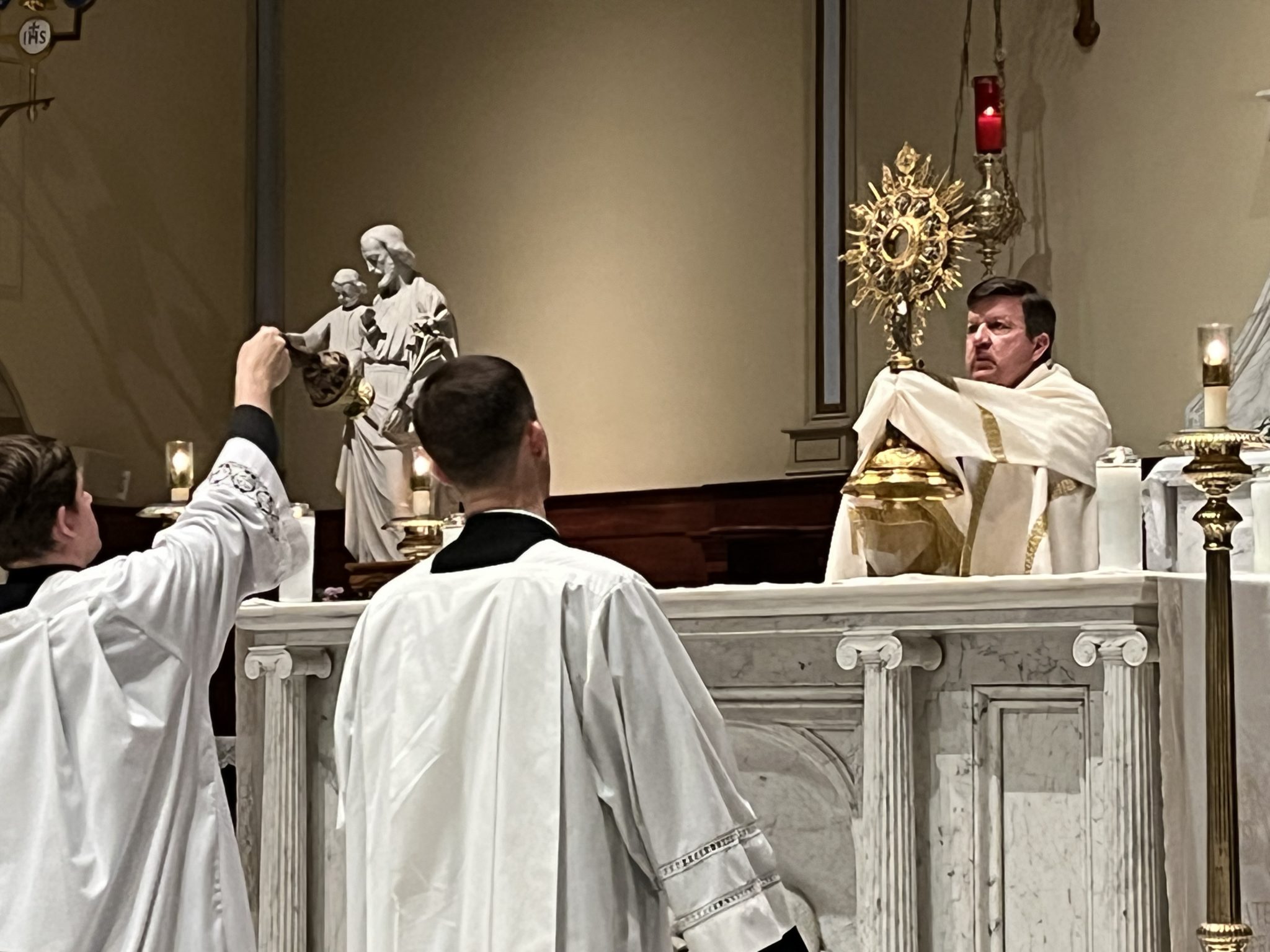 Basilica Parishioners Pray during Solemn Sung Vespers during the Vigil ...